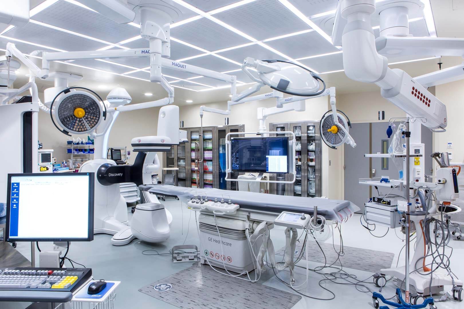 Hybrid Computer In Hospital